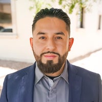 Eric Torres — Reviews & Property Sales