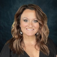 Jennifer Lorenz - Verified Reviews & Real Estate For Sale