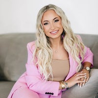 Darya Ghomeshi - Verified Reviews