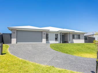 22 Viewmont Way, Old Bar, NSW, 2430 - Property Profile