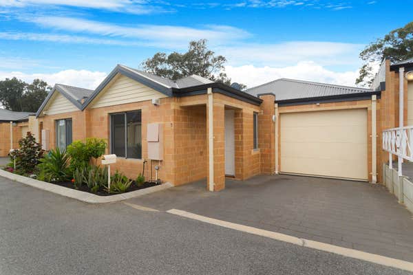 Shane Beaumont at Realmark Coastal | RateMyAgent