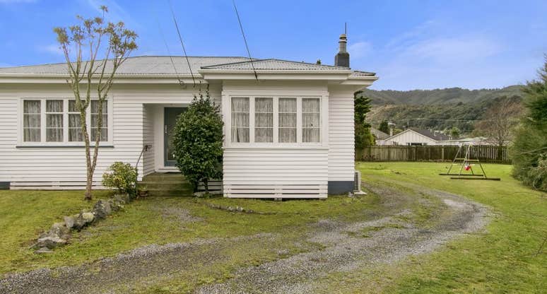 16 Sharpe Cres, Wainuiomata, Wellington - Other Sold on 21 06 2018