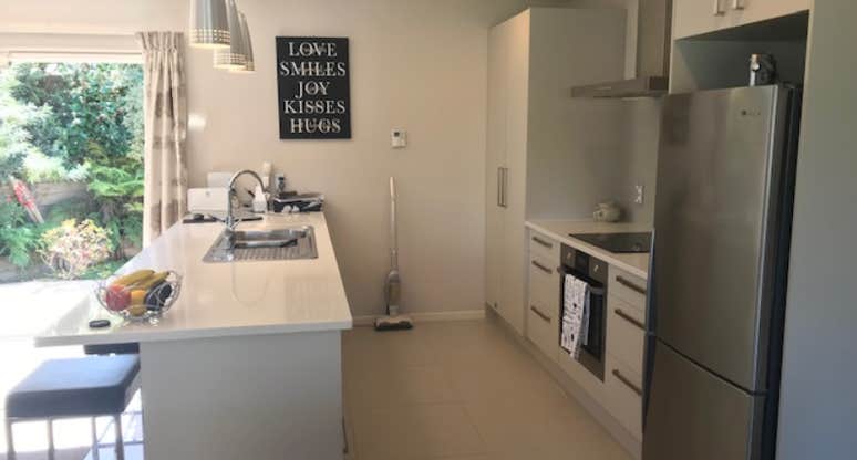 17 Nirmal Place, Sunnyvale, Auckland - House Sold on 25 03 2022