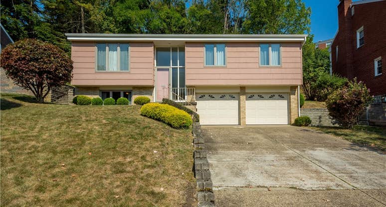 104 Evandale Drive, Green Tree, PA, 15220 - SingleFam For Sale