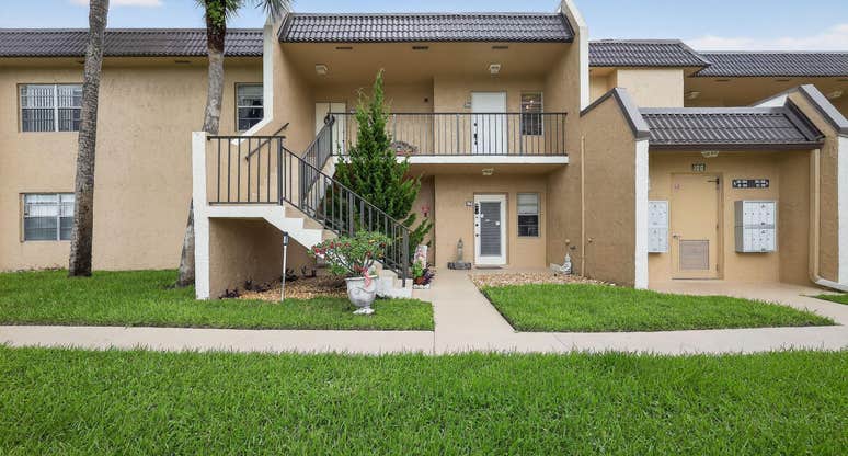 104/100 Lake Meryl Dr, West Palm Beach, FL, 33411 - Condo For Sale