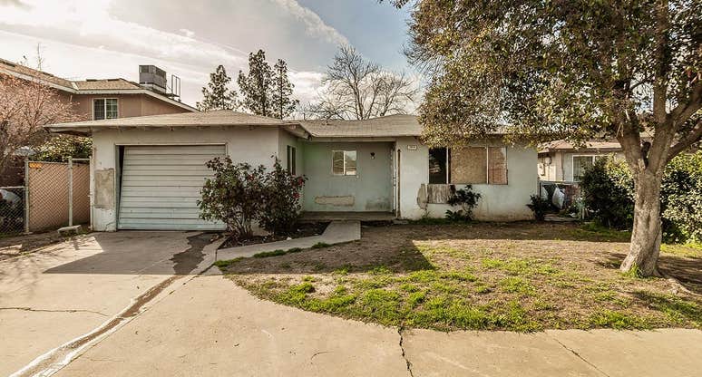 2970 Martin Luther King Jr Boulevard, Fresno, CA, 93706 - SingleFam For ...