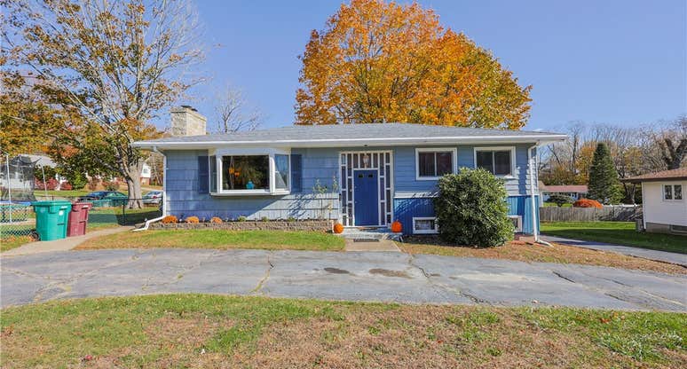 95 Mitris Boulevard, Woonsocket, RI, 02895 - SingleFam For Sale