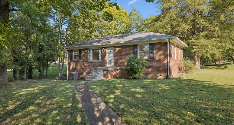 5037 Timberhill Drive, Nashville-Davidson metropolitan government (balance), TN, 37211 ...