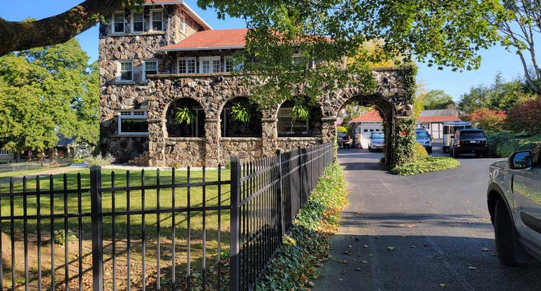 906 East Mahoning Street, Punxsutawney, PA, 15767 - SingleFam Sold on ...