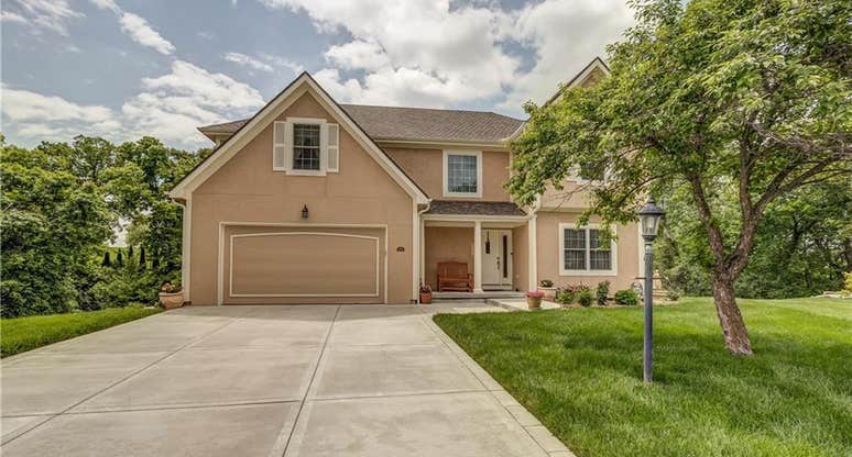 2119 Ridgeview Drive, Leavenworth, KS, 66048 - SingleFam Sold on 02 07 2024