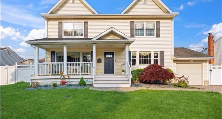 47 Syosset Cir, Syosset, NY, 11791 - SingleFam For Sale