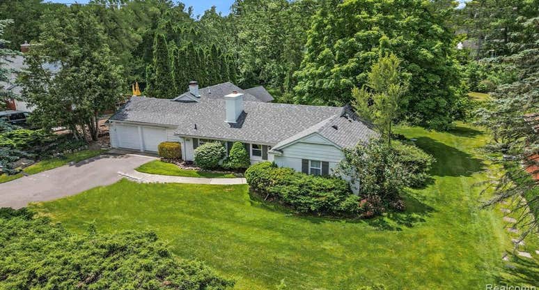 28801 Millbrook Road, Farmington Hills, MI, 48334 - House For Sale ...