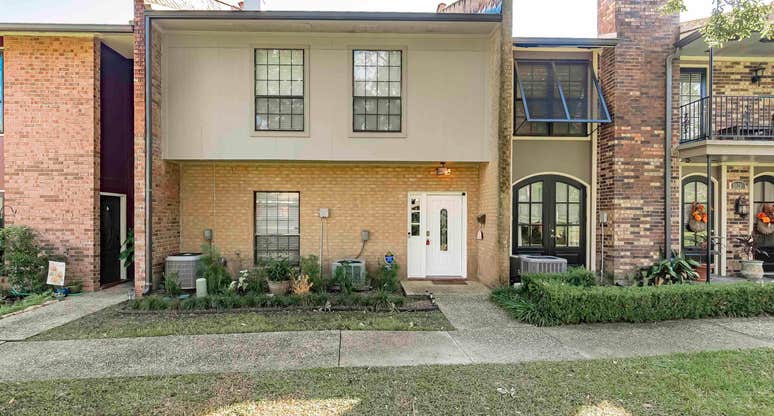 10214 North Magna Carta Place, Baton Rouge, LA, 70815 - Townhouse For Sale