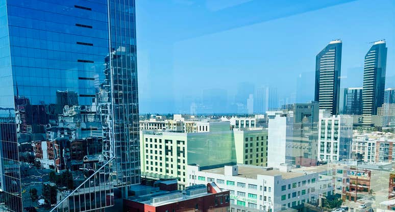 The Mark Ln San Diego CA 92101 - Townhouse For Sale | RateMyAgent