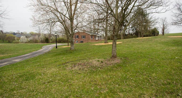 564 Cardwell Lane, Frankfort, KY, 40601 - SingleFam Sold on 12 11 2020