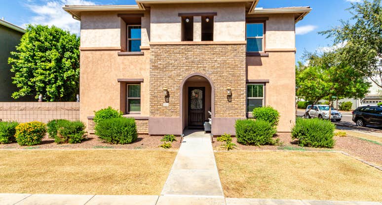 3843 East Gideon Way, Gilbert, AZ, 85296 - SingleFam For Sale