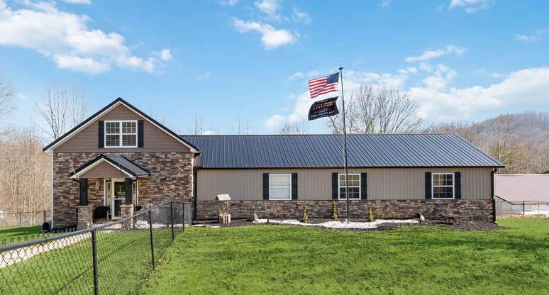 230 Stephen Trace Road, Barbourville, KY, 40906 - SingleFam Sold on 23 ...