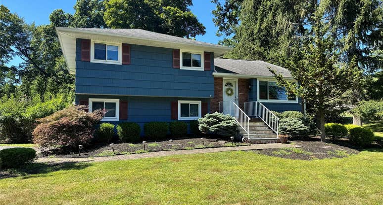 20 Mark Lane, New City, NY, 10956 - SingleFam For Sale
