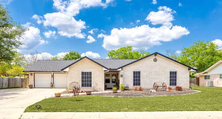 109 Thomas Edison Dr, Schertz, TX, 78154 - SingleFam For Sale
