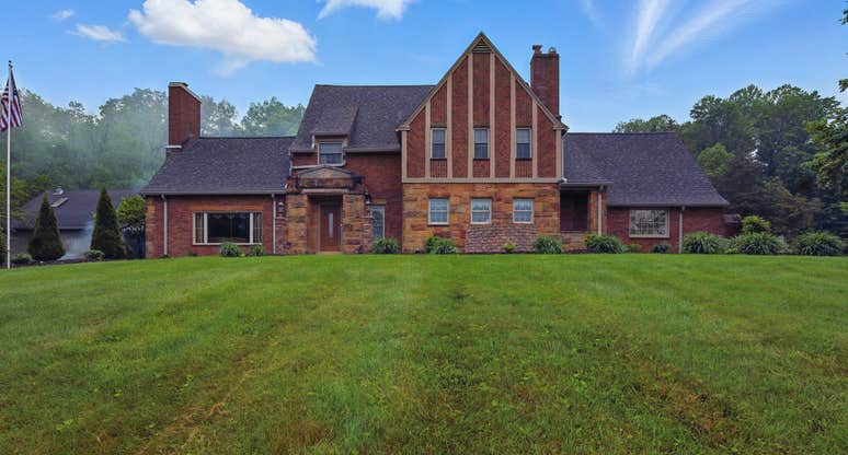 2000 Lexington Avenue, Mansfield, OH, 44907 - SingleFam Sold on 11 07 2025