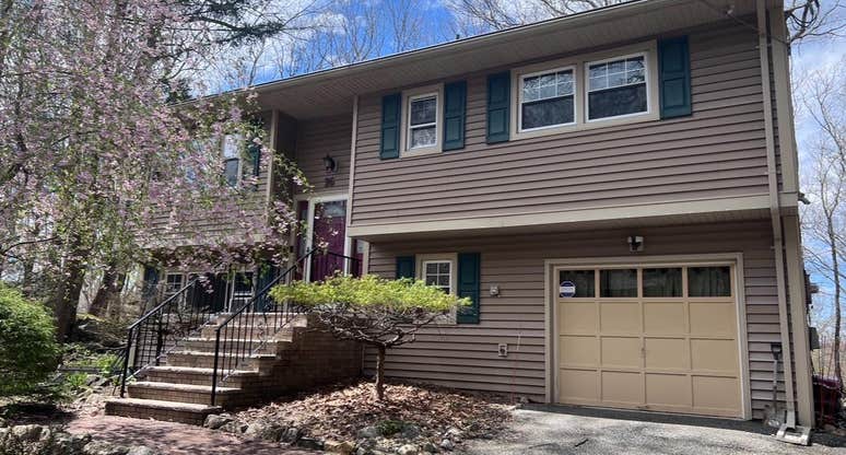 25 Sleepy Hollow Rd, Andover, NJ, 07821 - SingleFam Sold on 12 07 2024