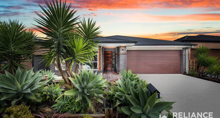 8 Rona Rd, Point Cook, VIC, 3030 - House For Sale | RateMyAgent