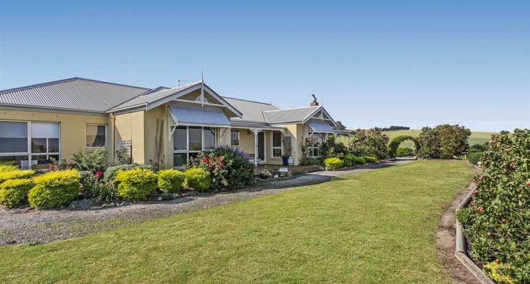 79 Forest Rd, Labertouche, VIC, 3816 - Rural Sold on 20 06 2018