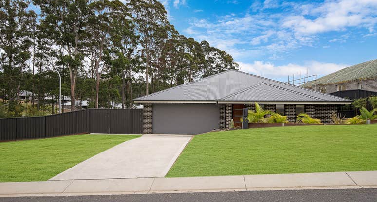 14 Brooke Way, Sunshine Bay, NSW, 2536 - House For Sale | RateMyAgent