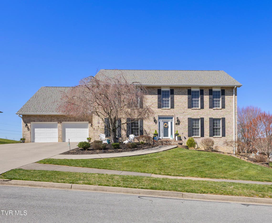 106 Mary Anne Keys Lane, Johnson City, TN, 37601 - SingleFam Sold on 19 ...