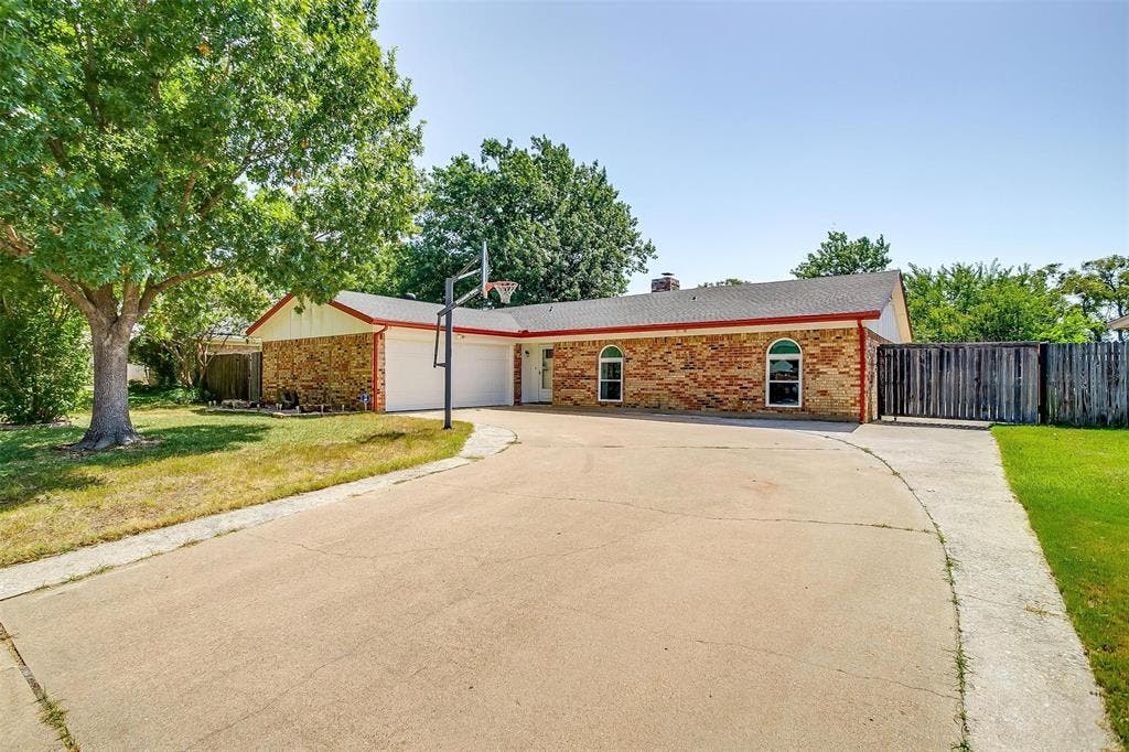 7520 Red Oak Street, North Richland Hills, TX, 76182 - SingleFam Sold ...