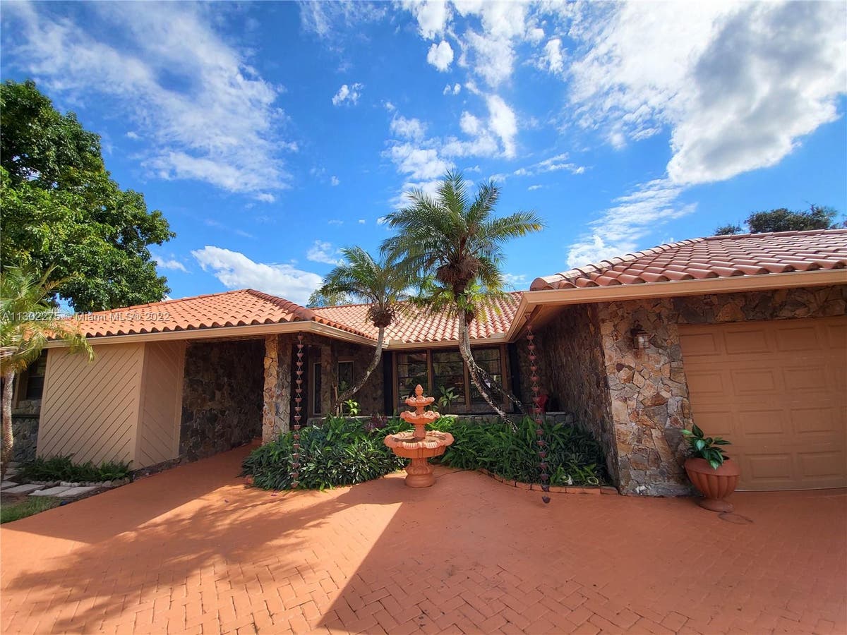 FL 33071/10060 Northwest 6th Street, Coral Springs, FL, 33071 ...
