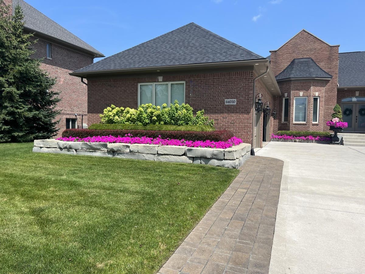 64030 Turnberry Way, Macomb County, MI, 48095 - SingleFam Sold on 16 04 ...