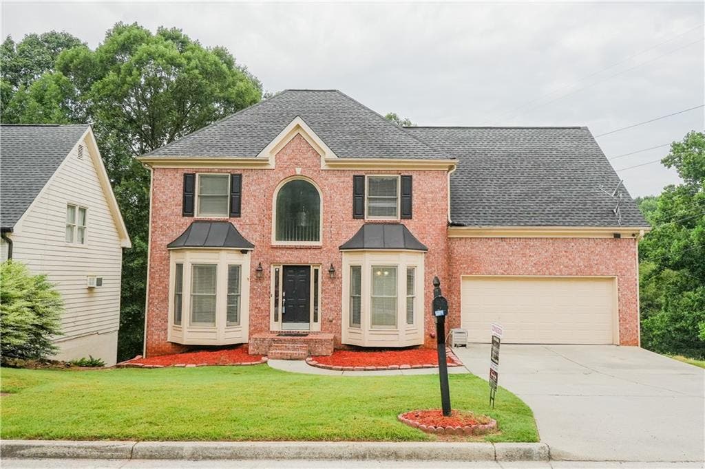 1085 River Overlook Drive, Lawrenceville, GA, 30043 - SingleFam Sold on ...