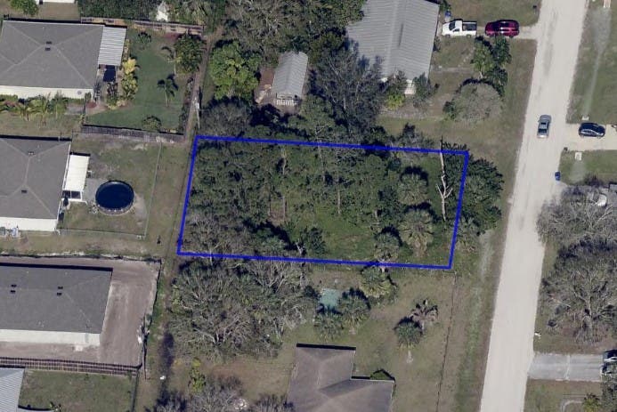 8245 101st Court, Vero Beach, FL, 32967 - Land Sold on 21 05 2025