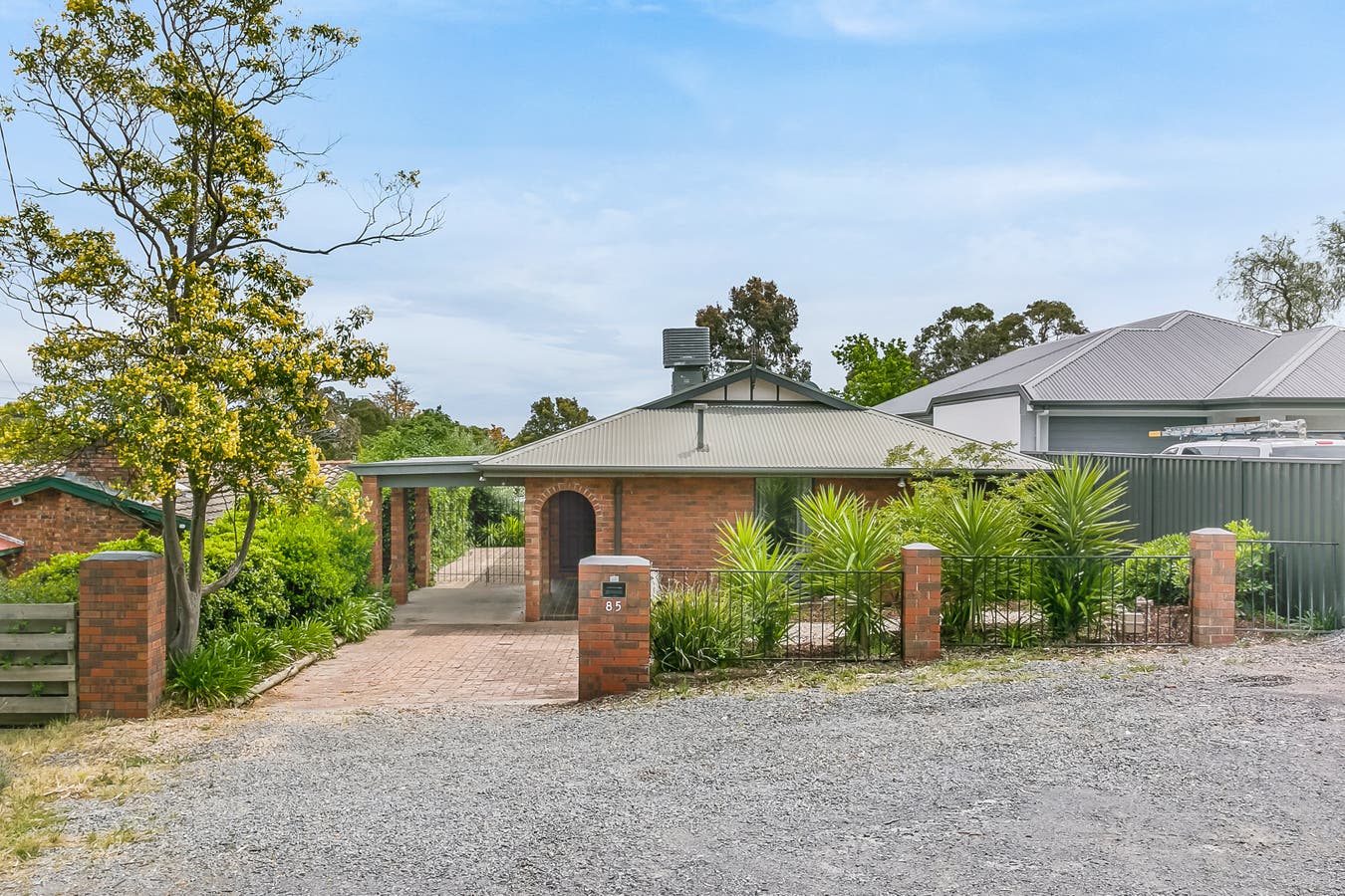 85 Black Road, Flagstaff Hill, SA, 5159 - House Sold on 09 12 2021