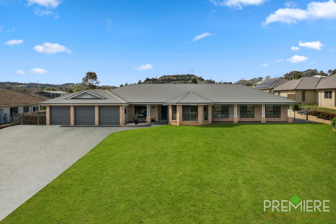 10 Stargard Crescent, Picton, NSW, 2571 - House Sold on 12 09 2022