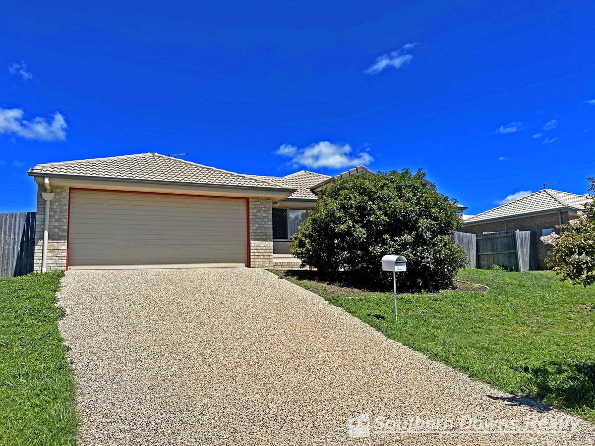 33 Sharon Dr, Rosenthal Heights, QLD, 4370 - House Sold on 08 10 2021