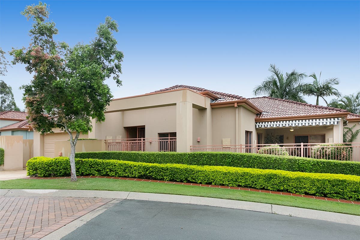 18/56 Kersley Rd, Kenmore, QLD, 4069 - Unit Sold on 15 03 2016