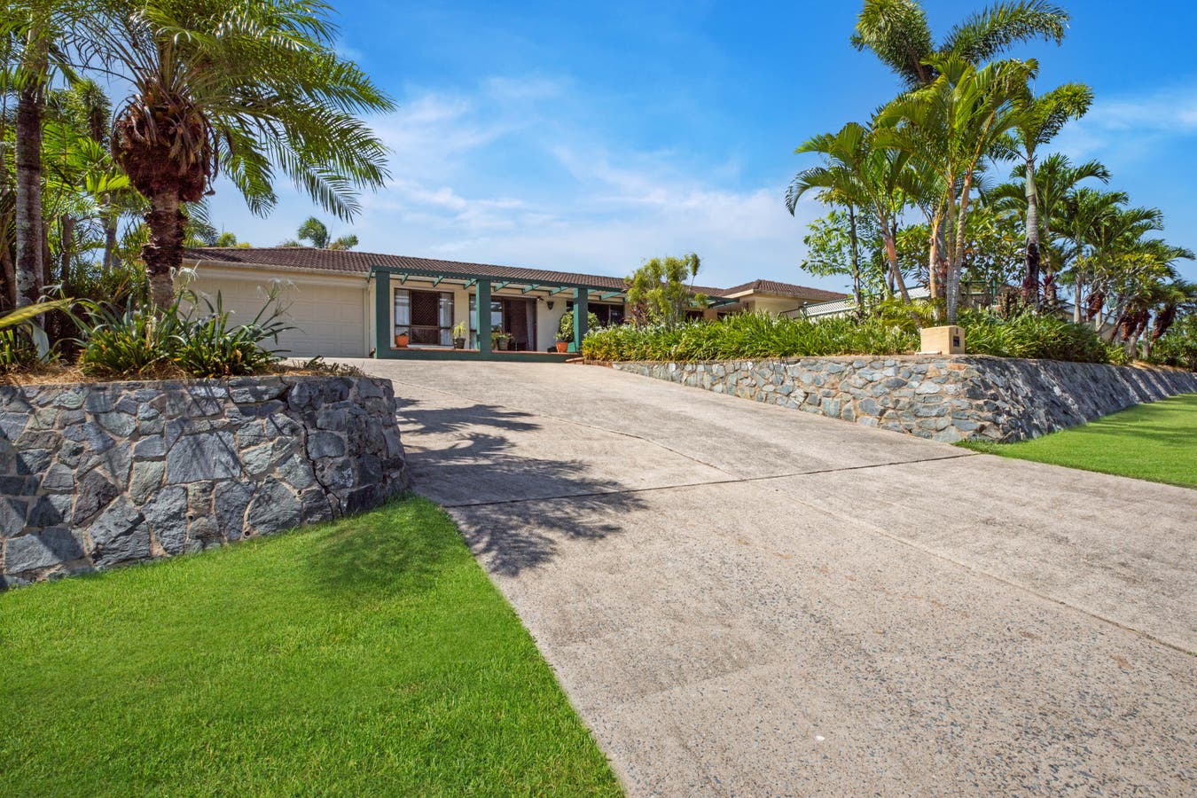 1 Northview Terrace, Mount Pleasant, QLD, 4740 - House Sold on 27 05 2022