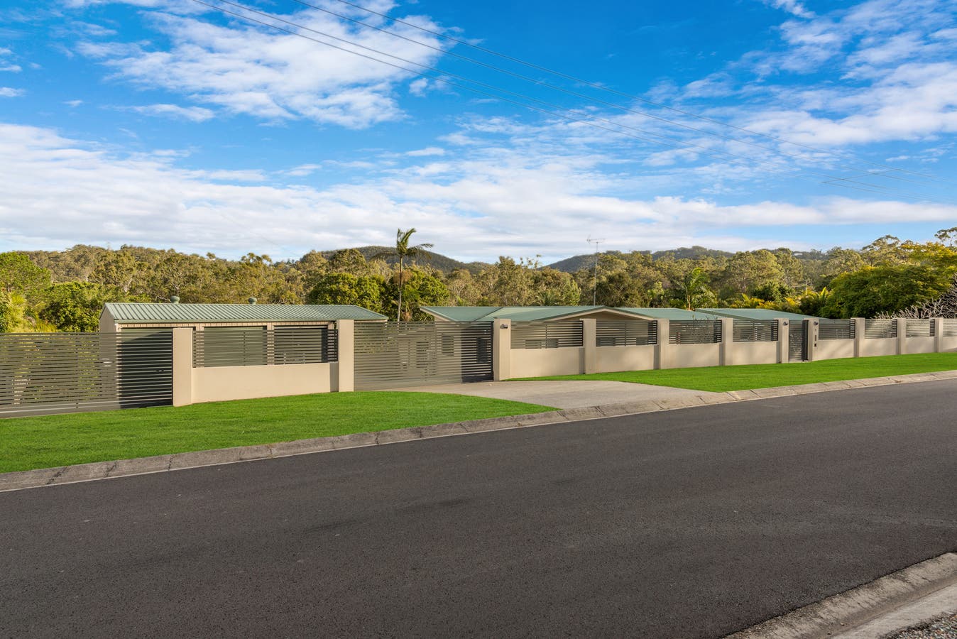 Mudgeeraba QLD 4213 - AcreageSemiRural Rented on 05 10 2023