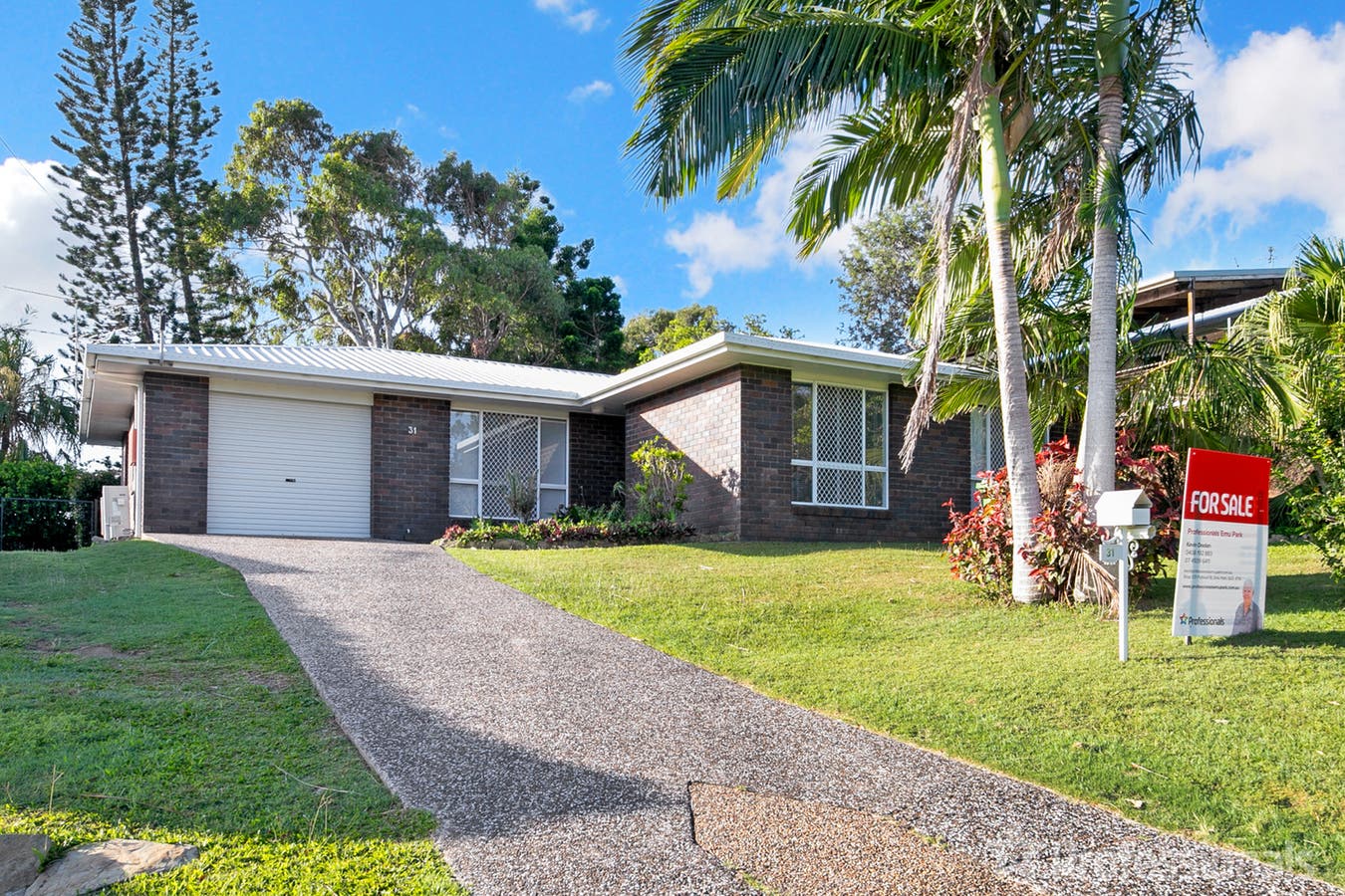 31 Nicholson Street, Emu Park, QLD, 4710 - House Sold on 04 01 2023